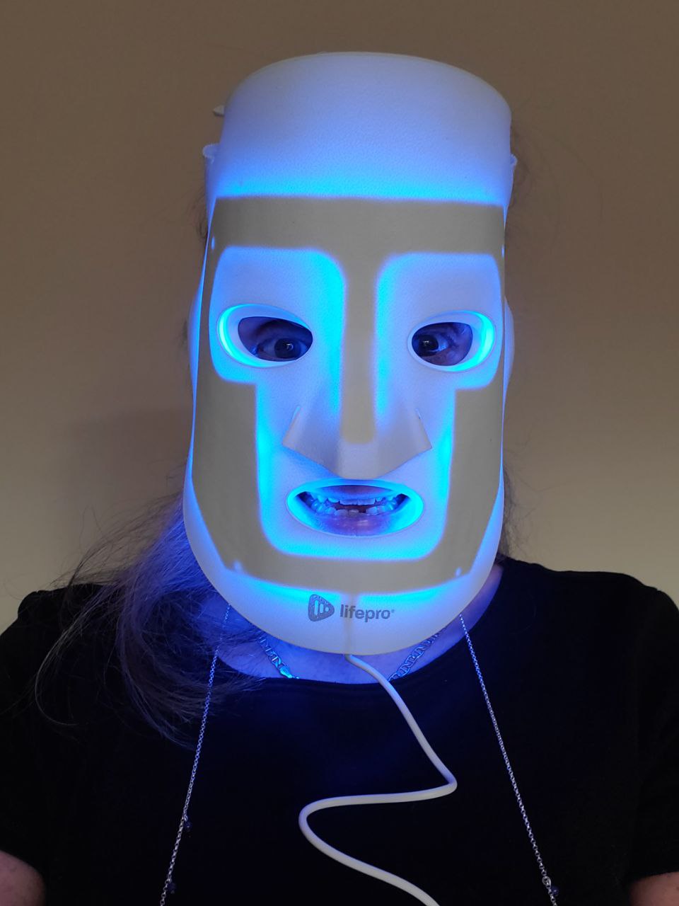 Revitaglow Light Therapy Mask from Lifepro – Mohr Healthy Living